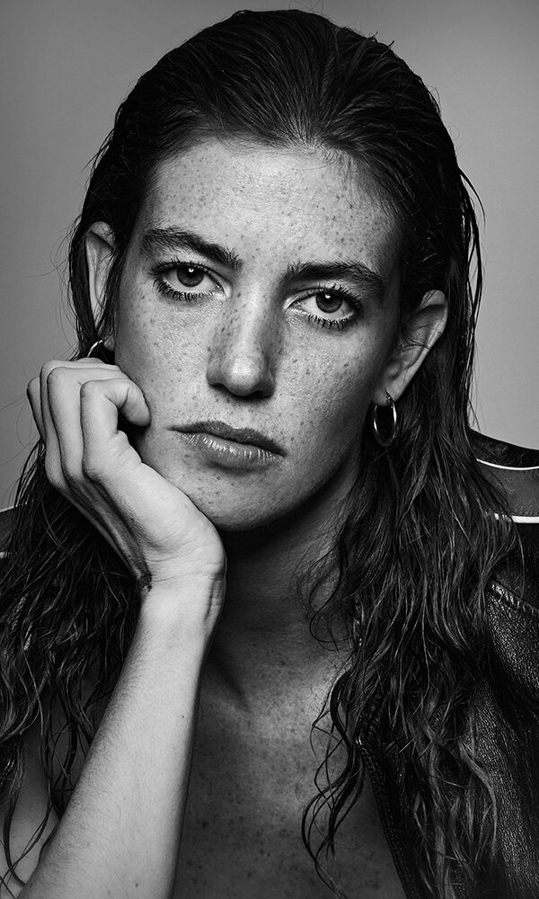 Alice Sofia - Mirrrs Models