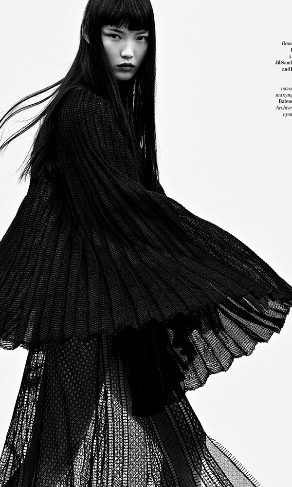 Anyiel Majok, Diana Helzina and Lian Jia for Vogue Ukraine - Mirrrs Models