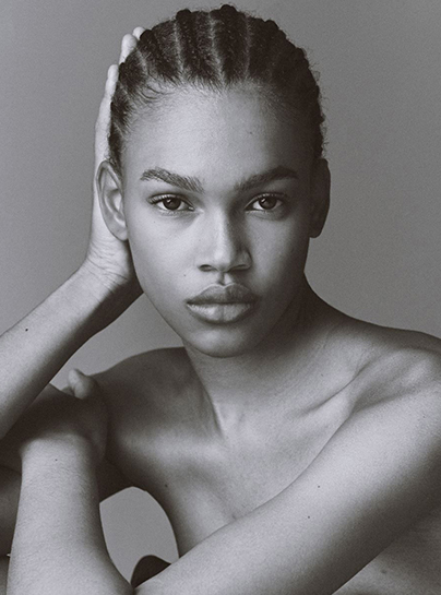 Ani Cuevas - Mirrrs Models